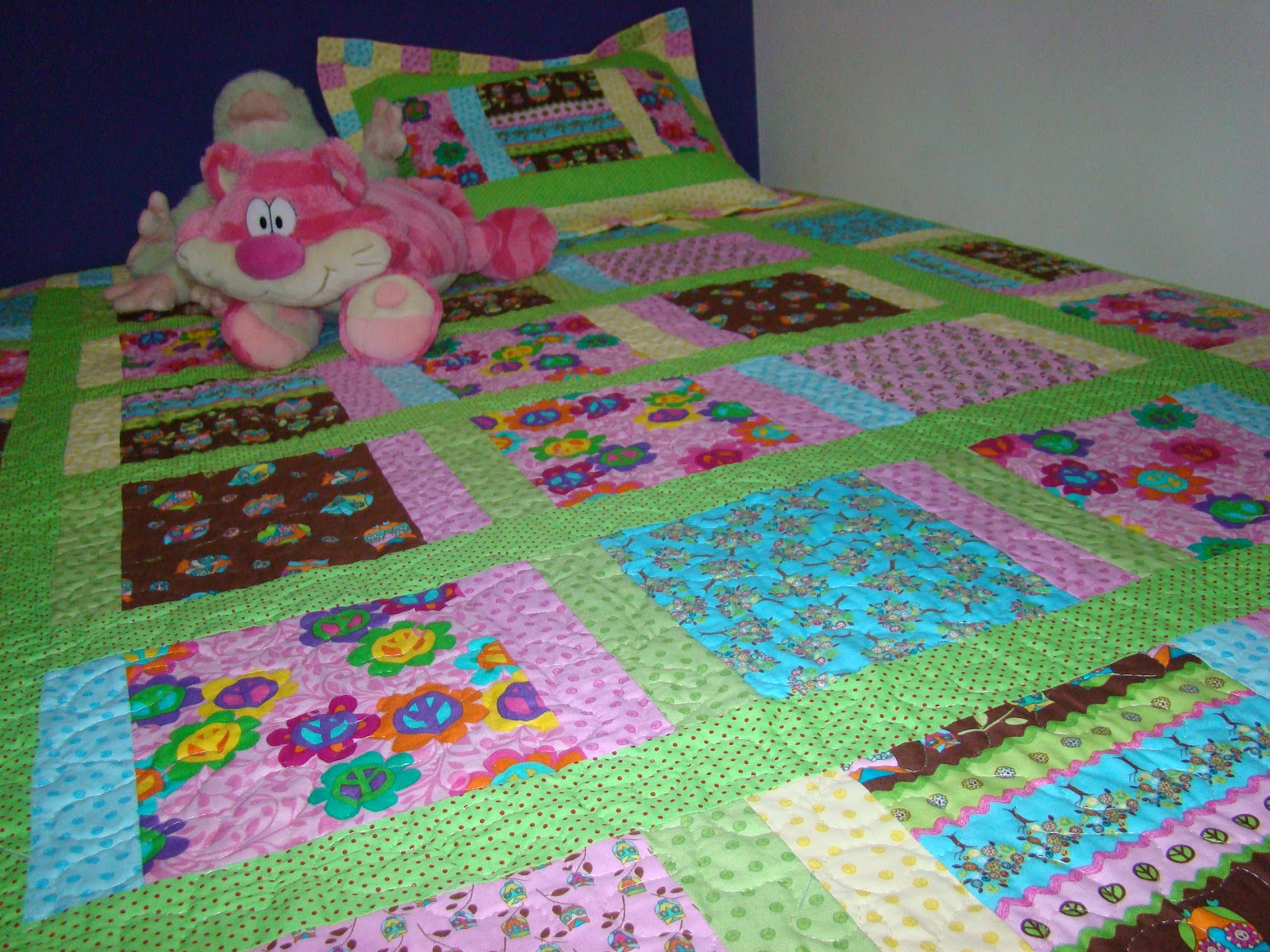 patchwork da lisi: COLCHAS COLORIDAS...