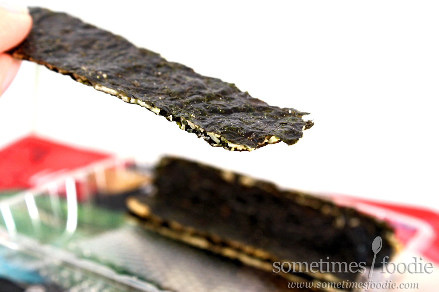 Sometimes Foodie: Seasoned Seaweed Sandwich with Almond and Sesame ...