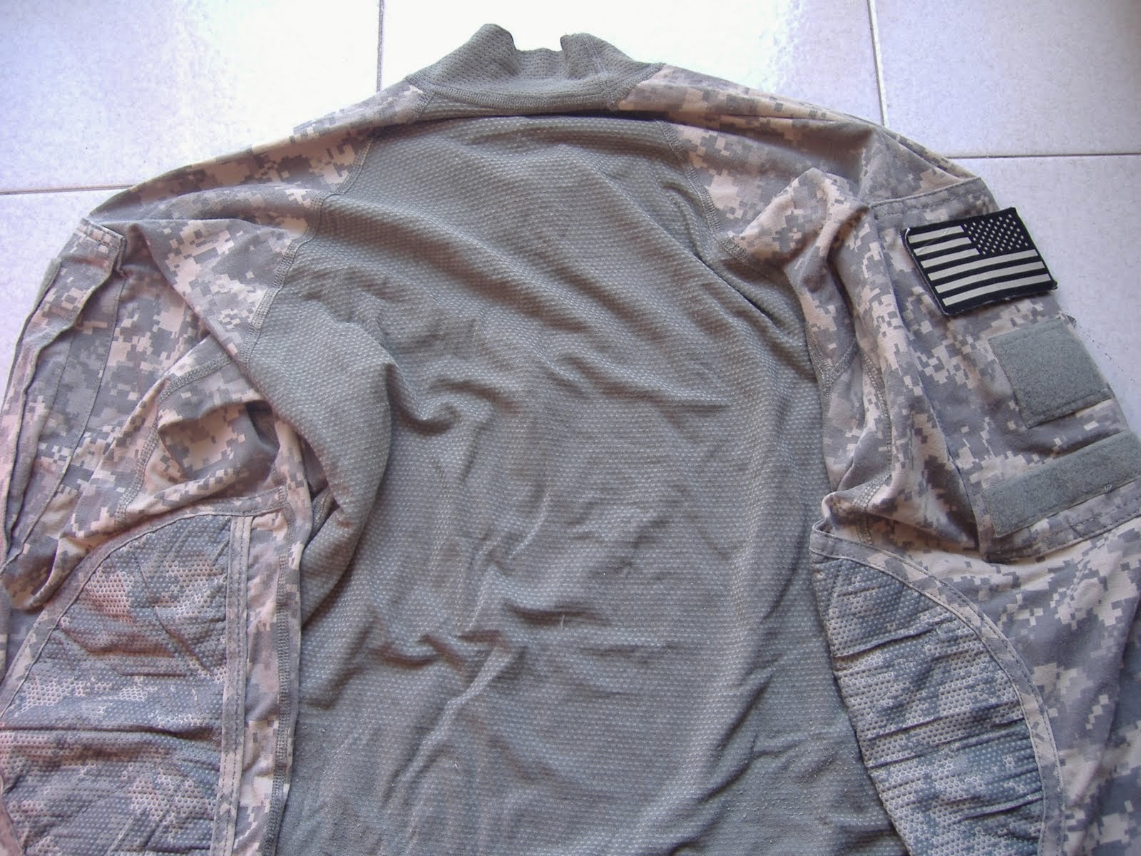 Webbingbabel: Army Combat Shirt - Advanced Combat Shirt (ACS)