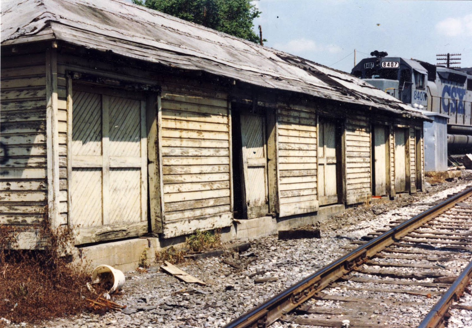 Model Railroad Minutiae: Railroad storage shed model