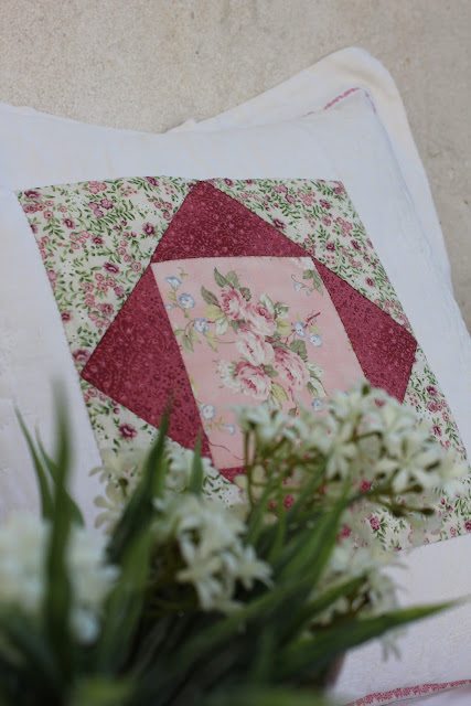 MI HOGAR DE PATCHWORK: ALMOHADON DE PATCHWORK