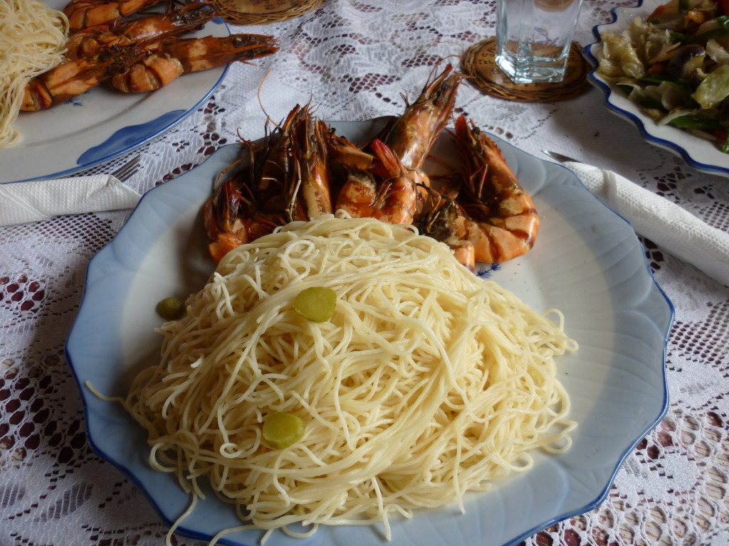 Musings about Everything and Nothing: Food and Drink - Benin Edition