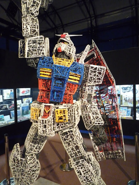 9 Feet Gundam Made of Runners - revisiting the wonder of gunpla world ...