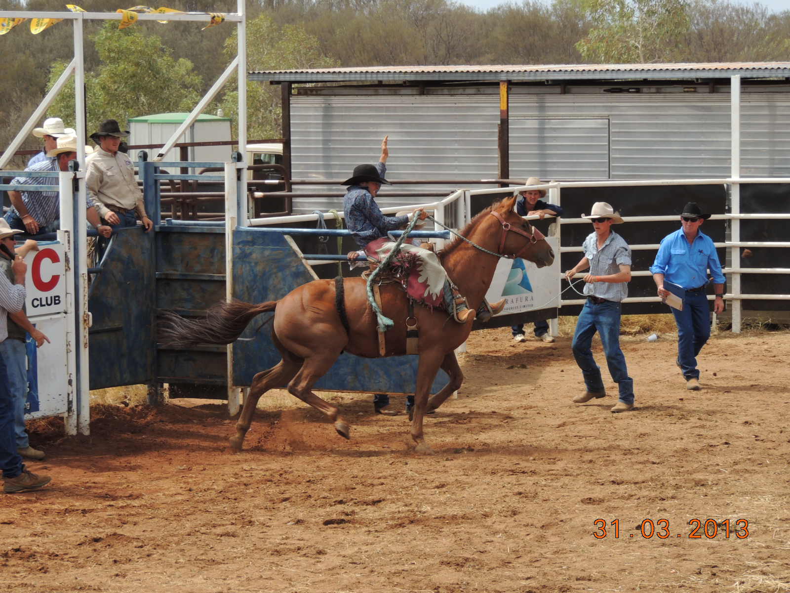 Ron & Anne's adventure: Bulls, dust and broken bones