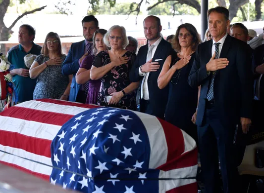 Wounded Times: Southwest pilot brought to tears carrying Vietnam MIA ...