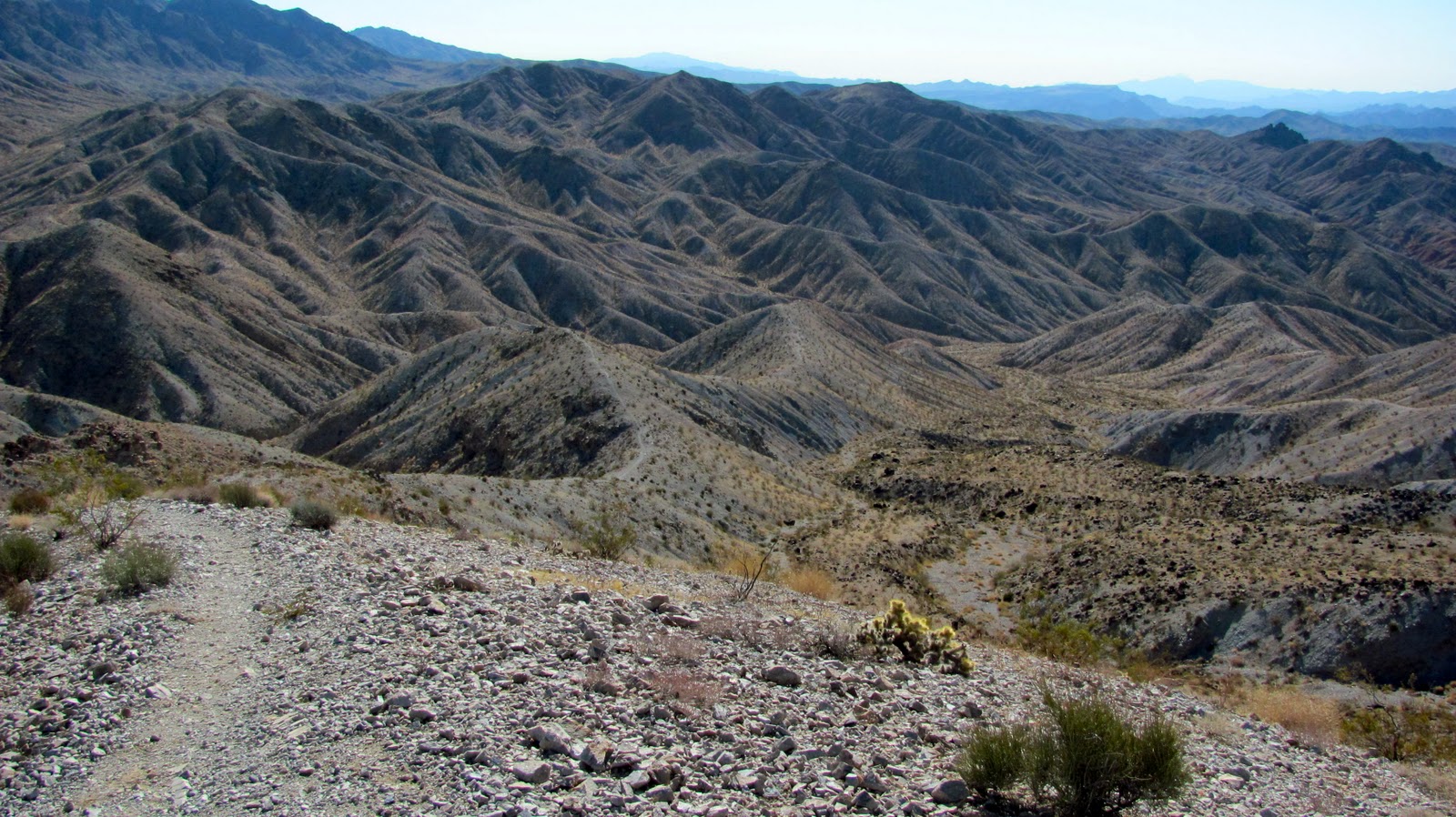 America by RV: Hiking Bowl of Fire and Fortification Hill