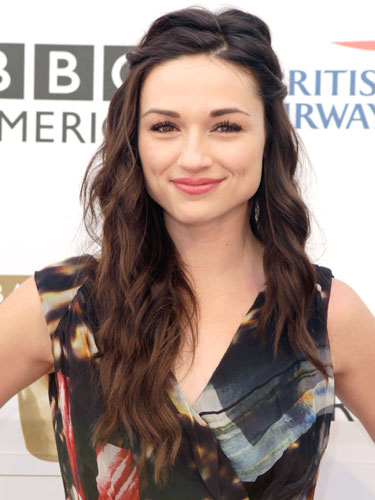 BH - TI: Crystal Reed American Hot Actress