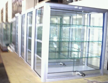 ETALASE ROKOK YOGYAKARTA - KUSEN ALUMINIUM KACA YOGYAKARTA