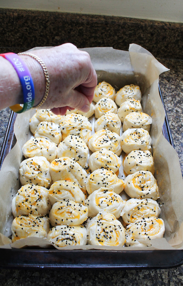 Food Lust People Love: Yemeni Kubaneh - Buttery Rolls #BreadBakers