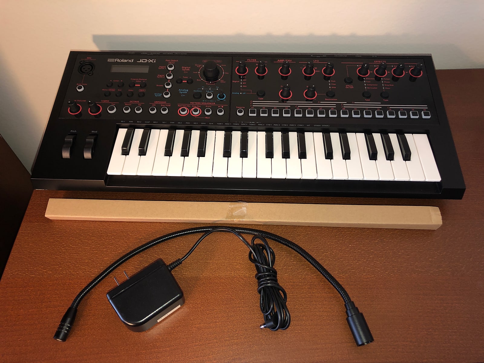 MATRIXSYNTH: Roland JD-Xi Analog/Digital 37-Key Synth w/ Original Box