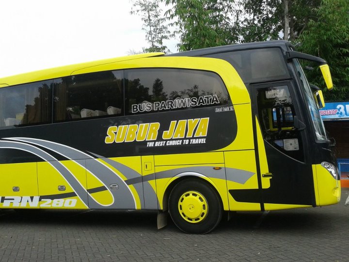 Bus Subur Jaya Jetbus Kuning | Puramoz Shared