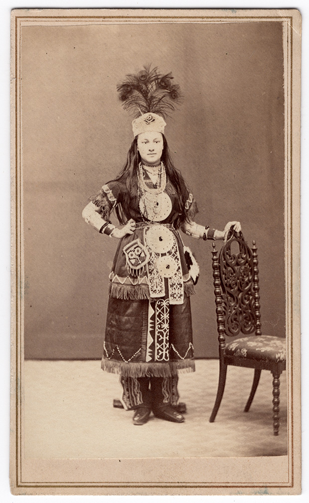 Iroquois Indians Clothing