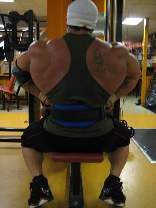 Worldwide Bodybuilders: Swedish champion Pierre Chamoun