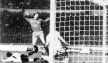 AL ROJO VIVO: SON LEYENDA, JESÚS Mª SATRÚSTEGUI, MÁXIMO GOLEADOR DE LA ...