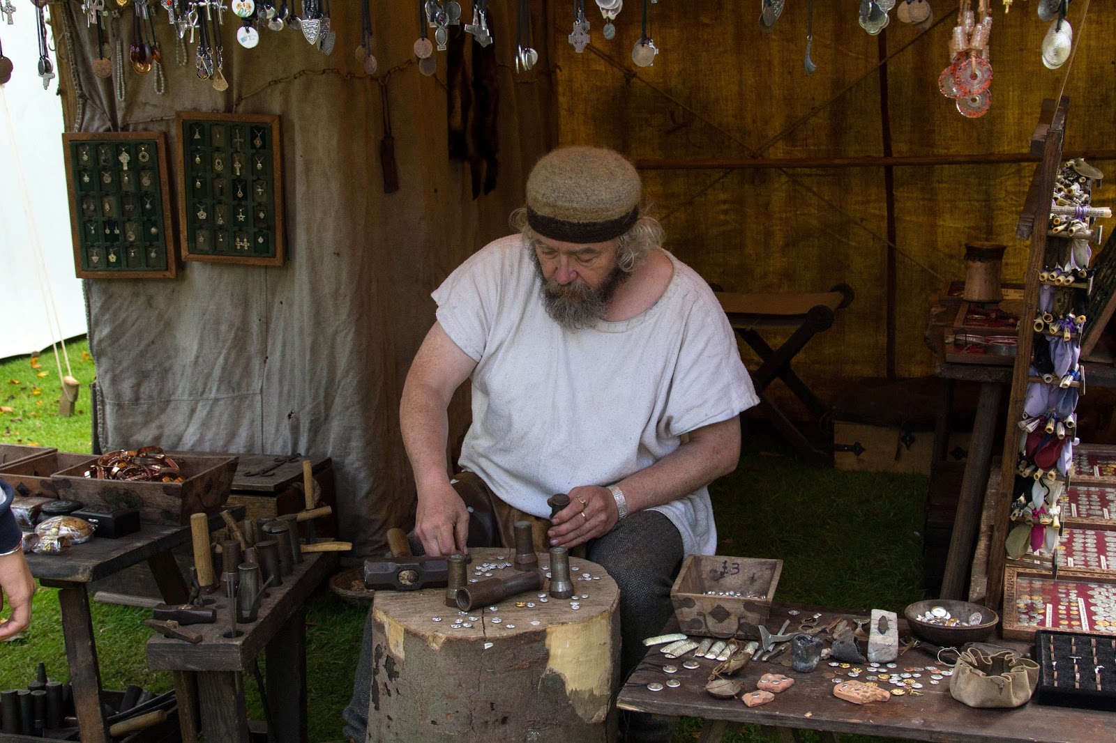Escapes and Photography: Waddesdon Manor's Roman Weekend part 2 - The ...
