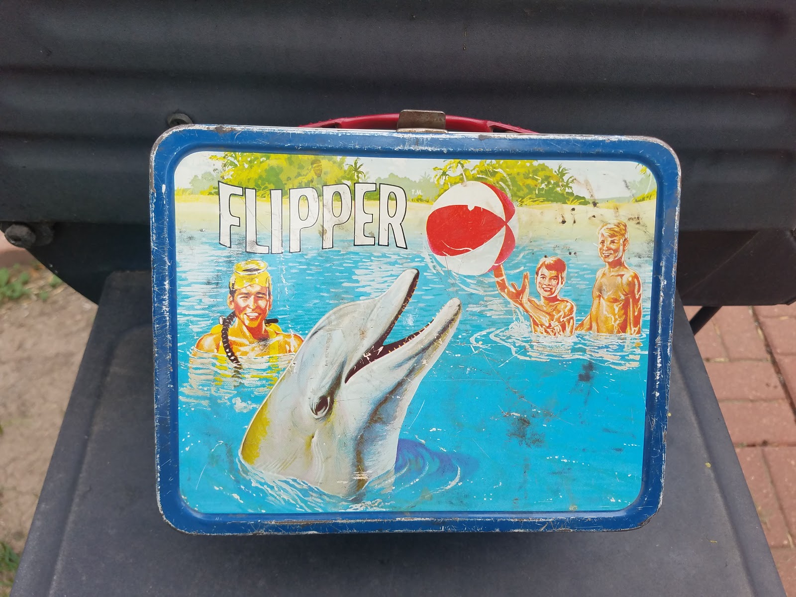 The Retro Dad : 1966 Flipper Lunch Box by Thermos