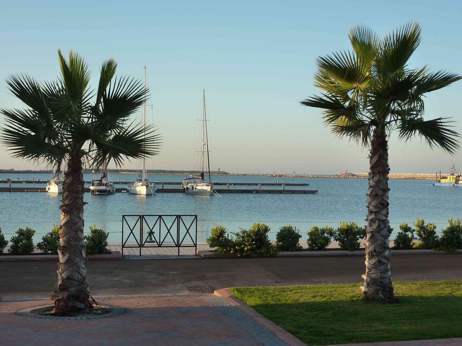 Sailing Sea of Joy: Sailing Round Sicily