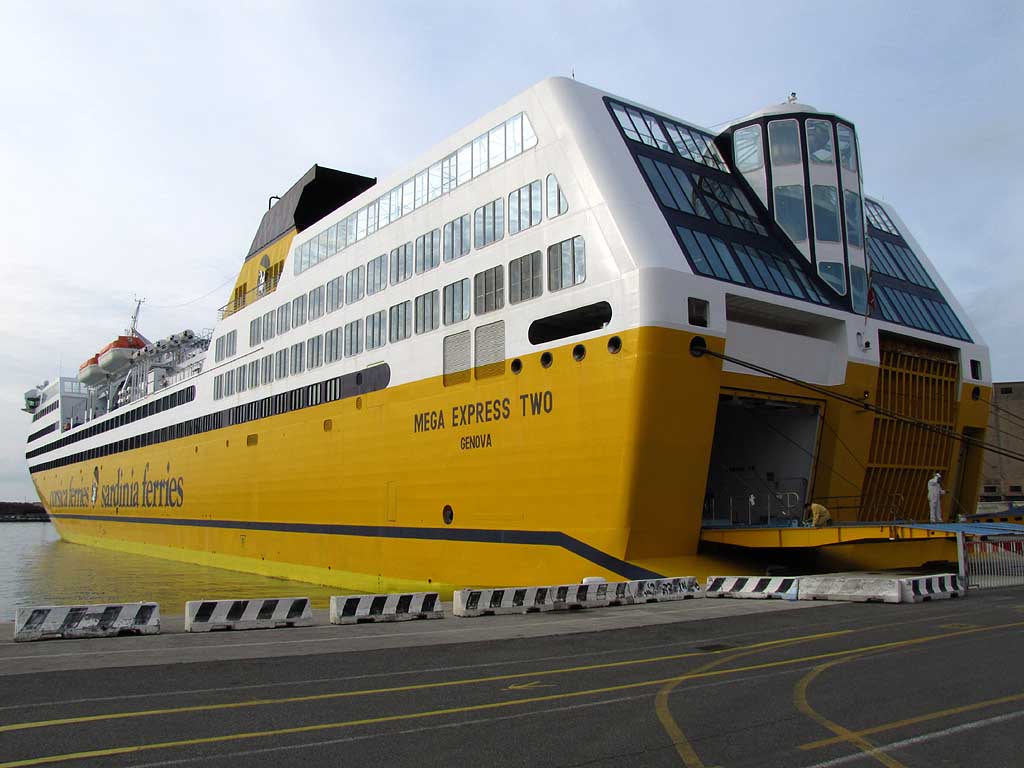 Livorno Daily Photo: Mega Express Two