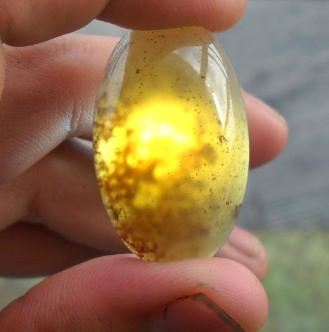 Pesona Batu Akik: AKA13- SOLD- Batu Red Amber.......Antikkkkk..!!!!!