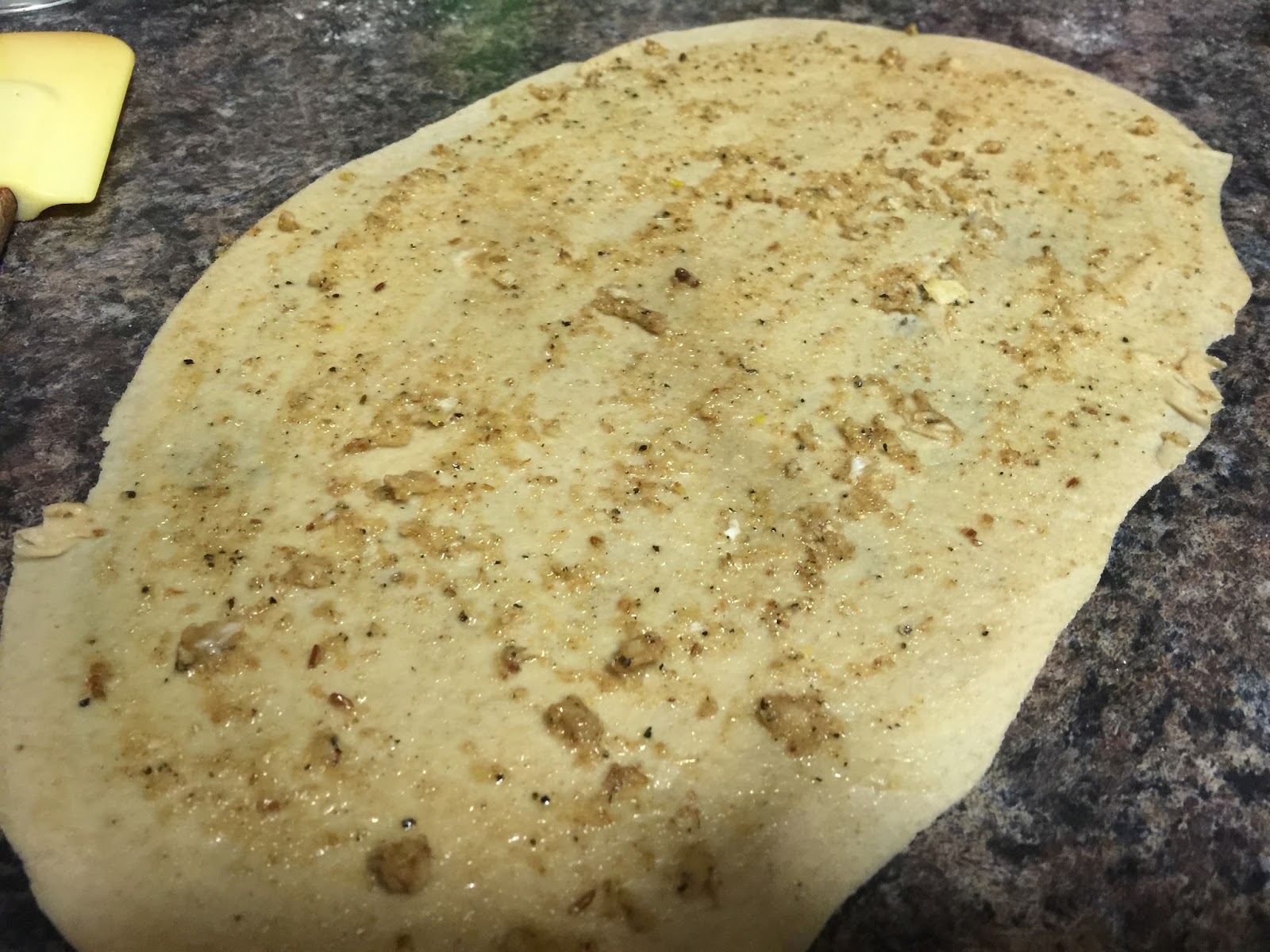 Sri's kitchen: Garlic paratha (or) Garlic roti