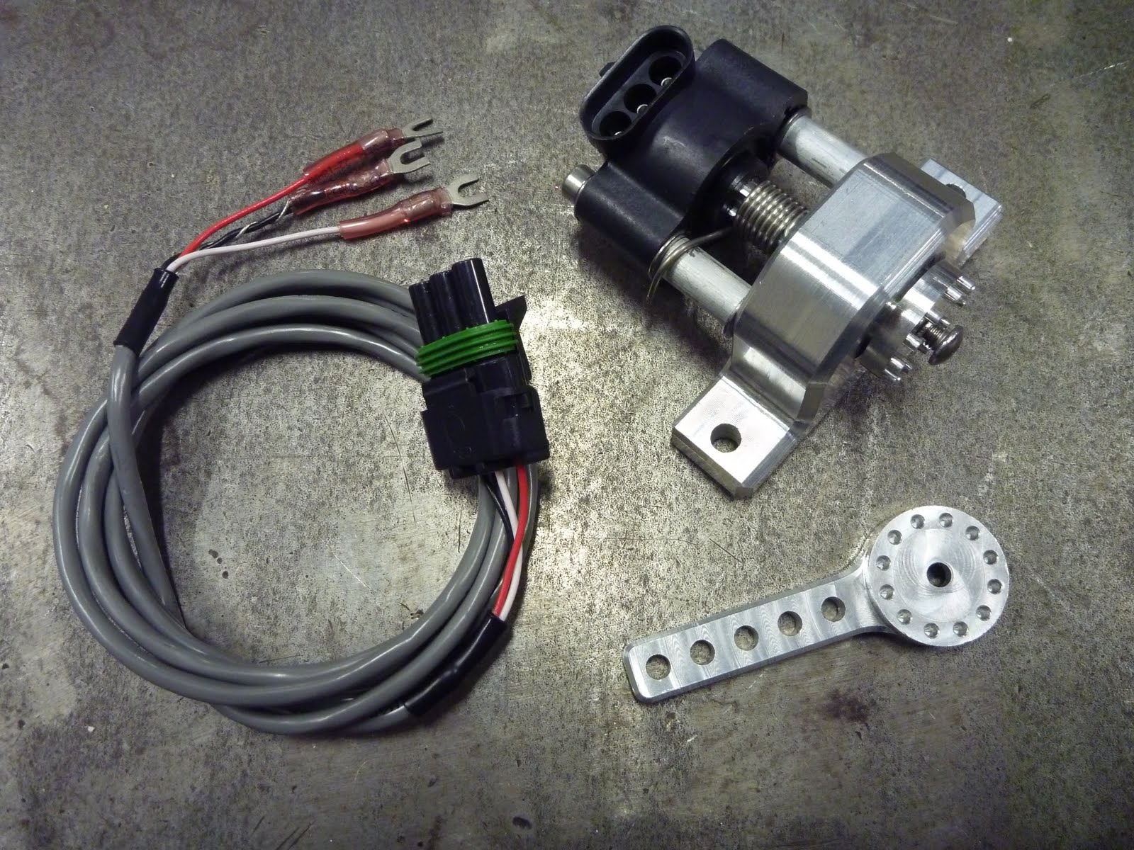 E-2CV: The Controller And Throttle Pot Have Arrived Also.