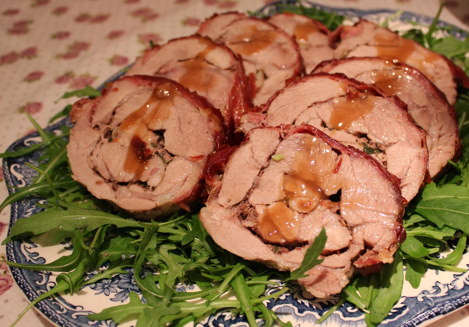 Monicas Matverden: Fylt svinekam med parmaskinke à la Nigella