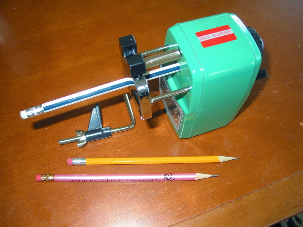 JillyBeJoyful: My New Favorite Tool is a Pencil Sharpener!!!
