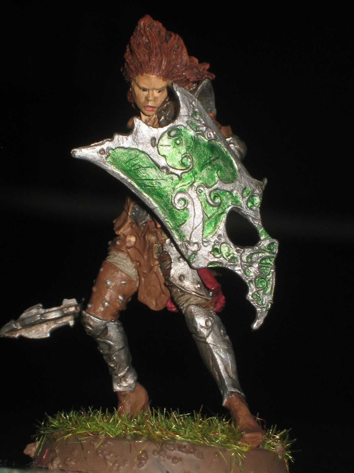 The Miniatures Man: Fiama – a 32mm female cleric from Enigma