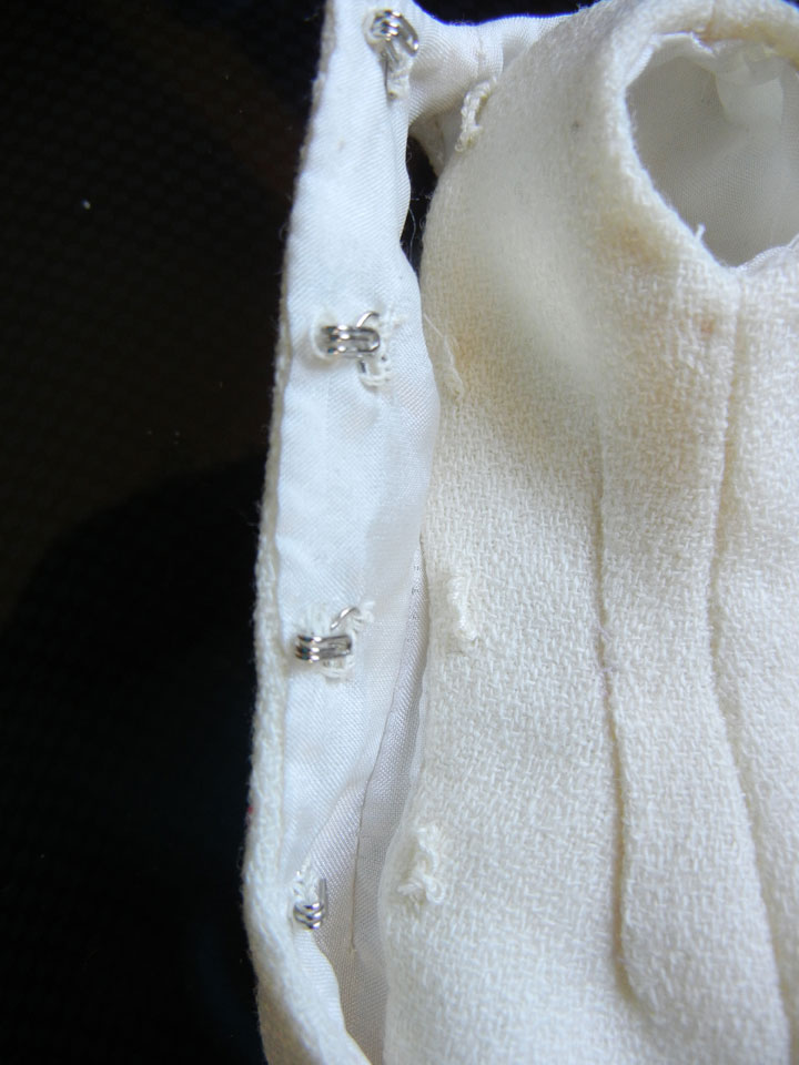 Fashion Doll Stylist: Sew What: How to Line a Skirt & Dress