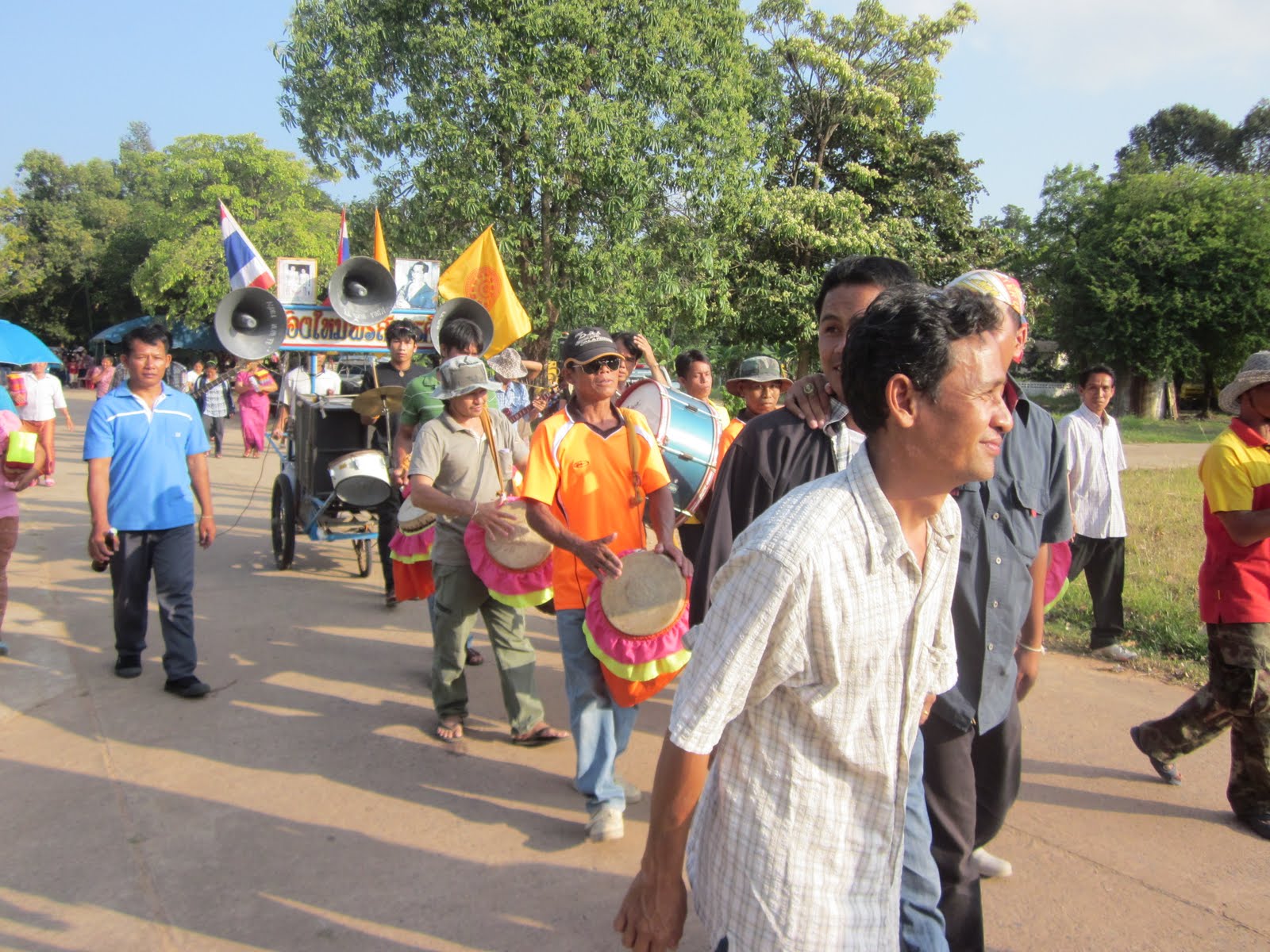 Kopana Karen ... in Thailand: Kathin Festival