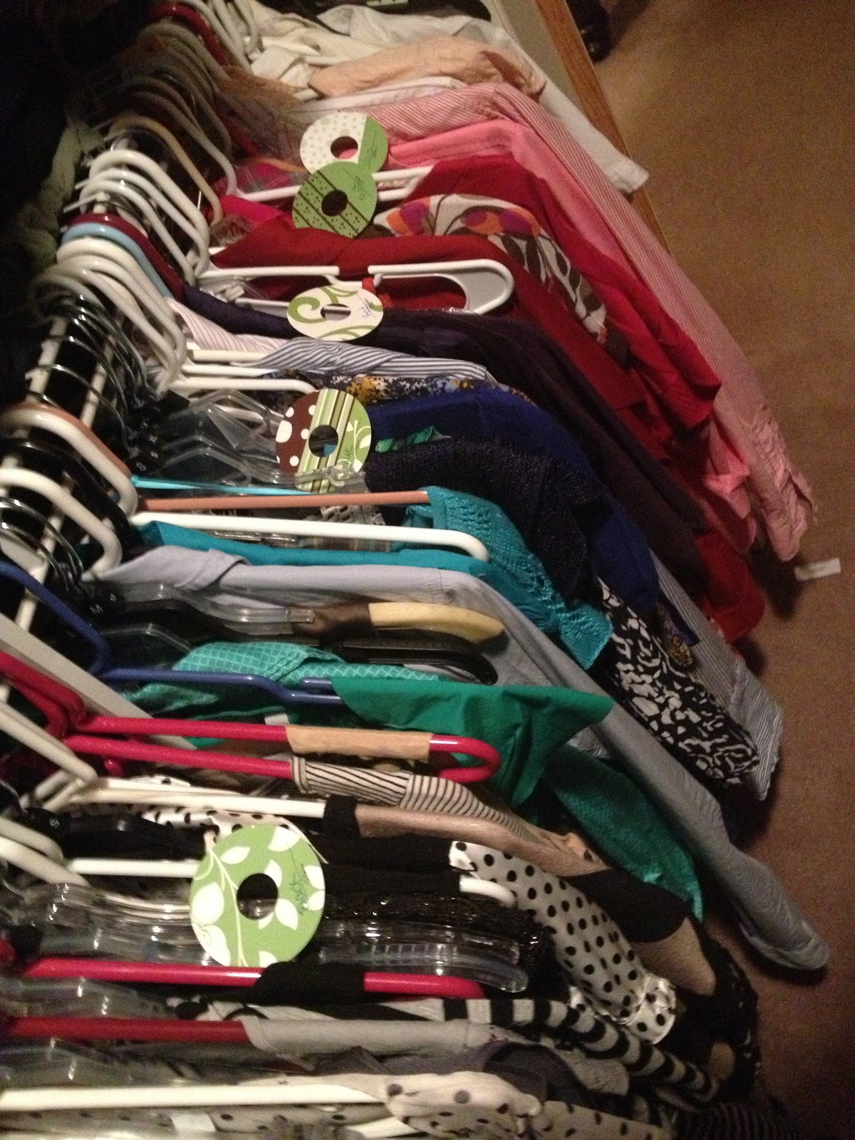 Simple as 1-2-3: Closet Tags (For Your Clothes) FREE Printable!