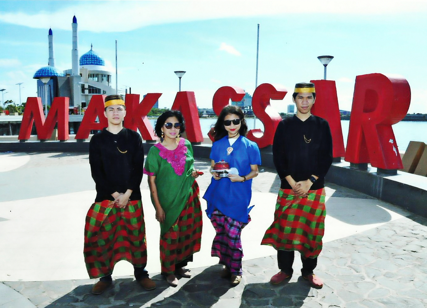 Traditional Bugis Wedding - ROBILLIAM