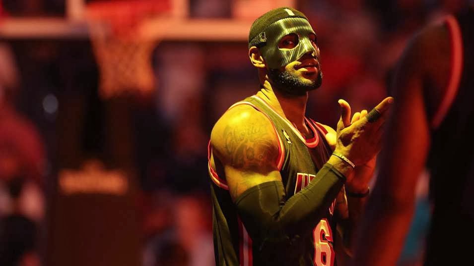 Lebron James Mask Miami Heat HD Wall Wallpapers - HD Wall Wallpapers