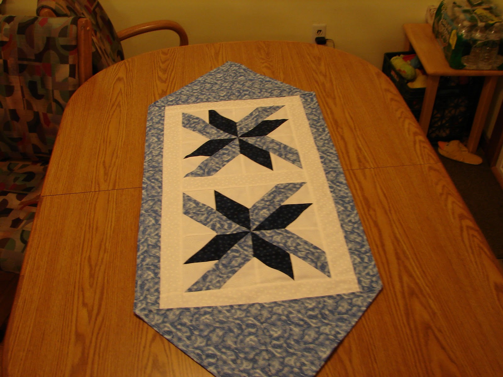 selina quilts: The "10" minute Table Runner