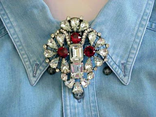 Vintage Life & Design.: A Vintage Dress Clip, What to Do With It?