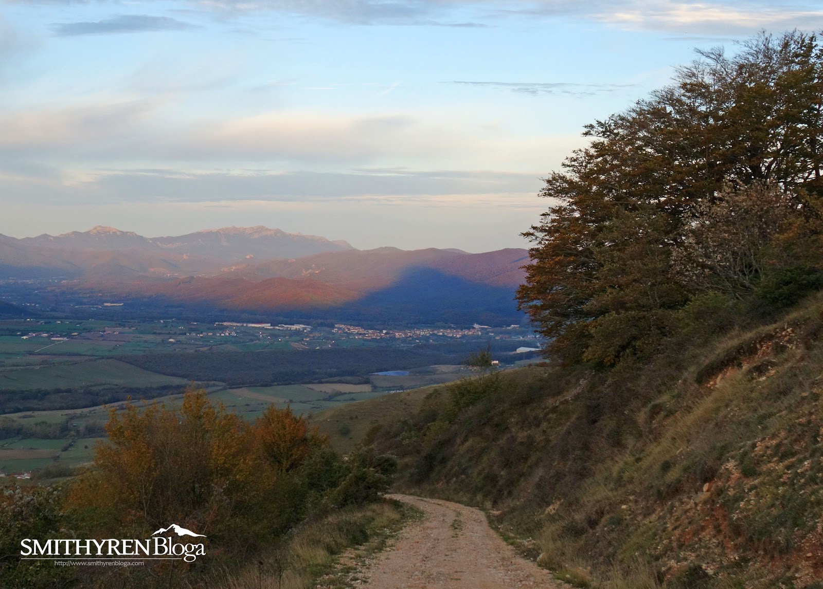 Smithy: BERIAIN (1.493 M), AKERREGIKO HAMABIETAKO BARGAKO OHIKO BIDETIK ...