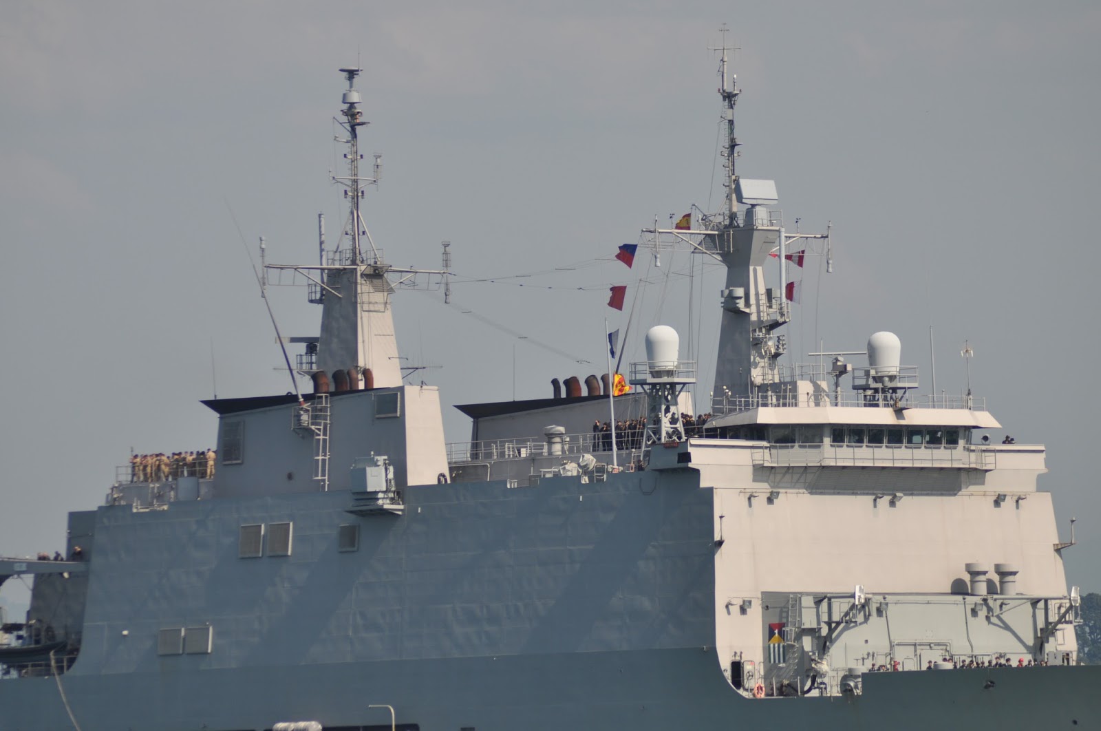 ANALISIS NAVAL: BUQUE DE APOYO ANFIBIO BAA "CASTILLA" L52