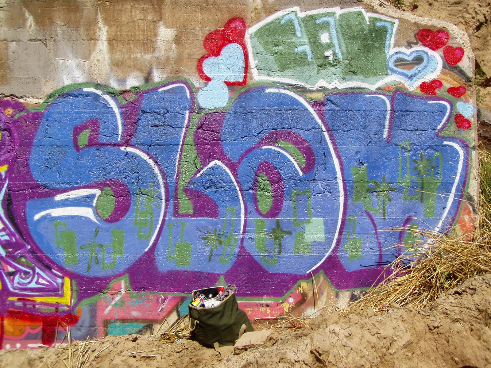 Turnip the Beet: Knocked the dust off my cans for a lil graffiti battle ...