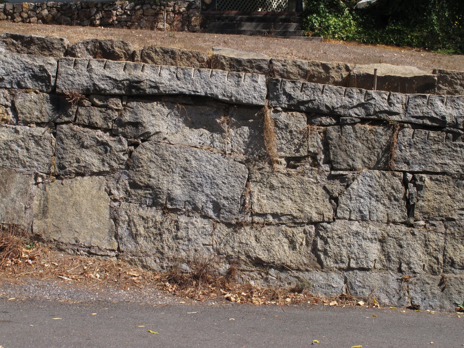 Yuba Trails and Tales: STACKED ROCK WALLS IN YUBA RIVER COUNTRY