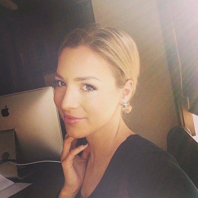 Jordan Carver - sedoooooot