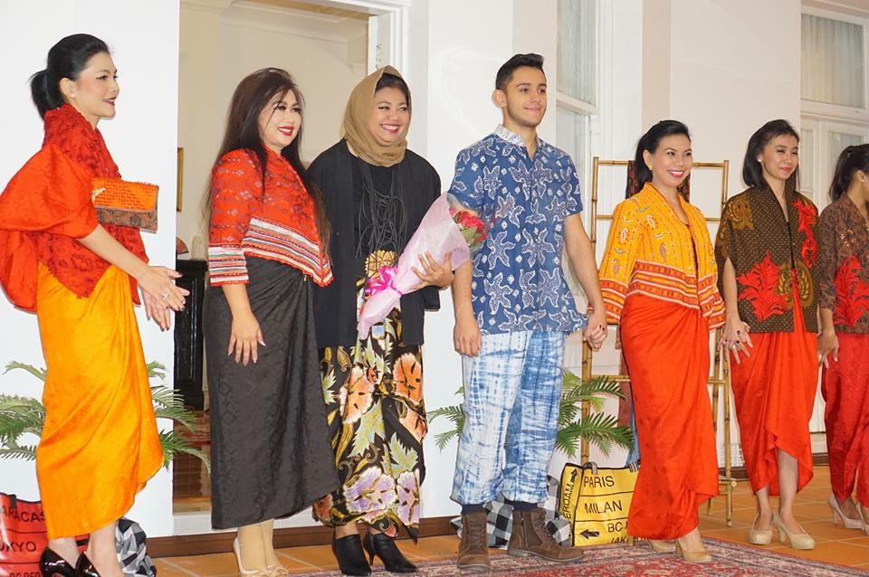 Batik Chic Show Takes Sydney By Storm