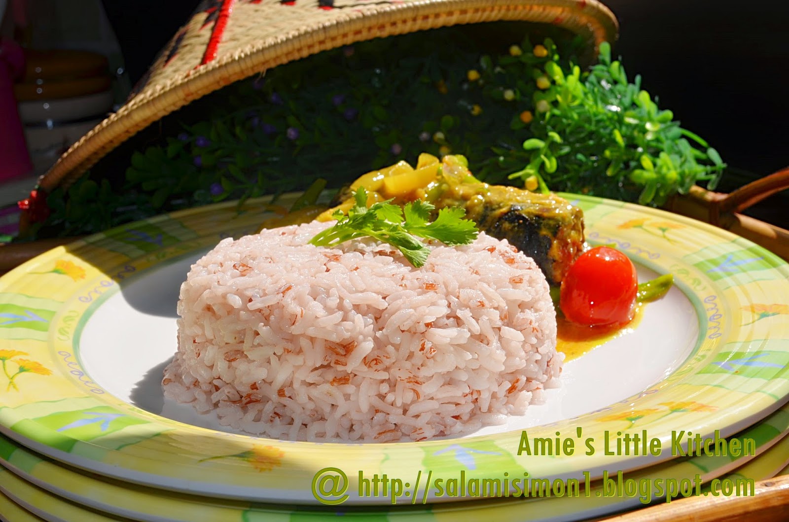Ikan Sardin Masak Lemak Cili Padi & Nasi Beras Wangi Keladi - Amie's ...