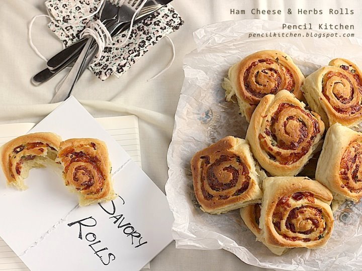 Pencil Kitchen: Two Type Rolls with Cinnabon-like Dough
