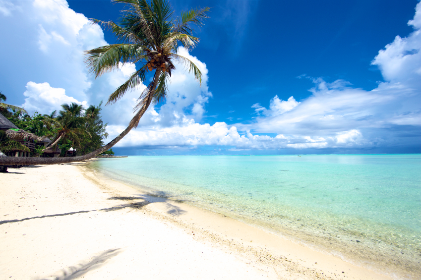 Beach of the Week: Matira Beach, Bora Bora | SolEscapes Blog: Style ...