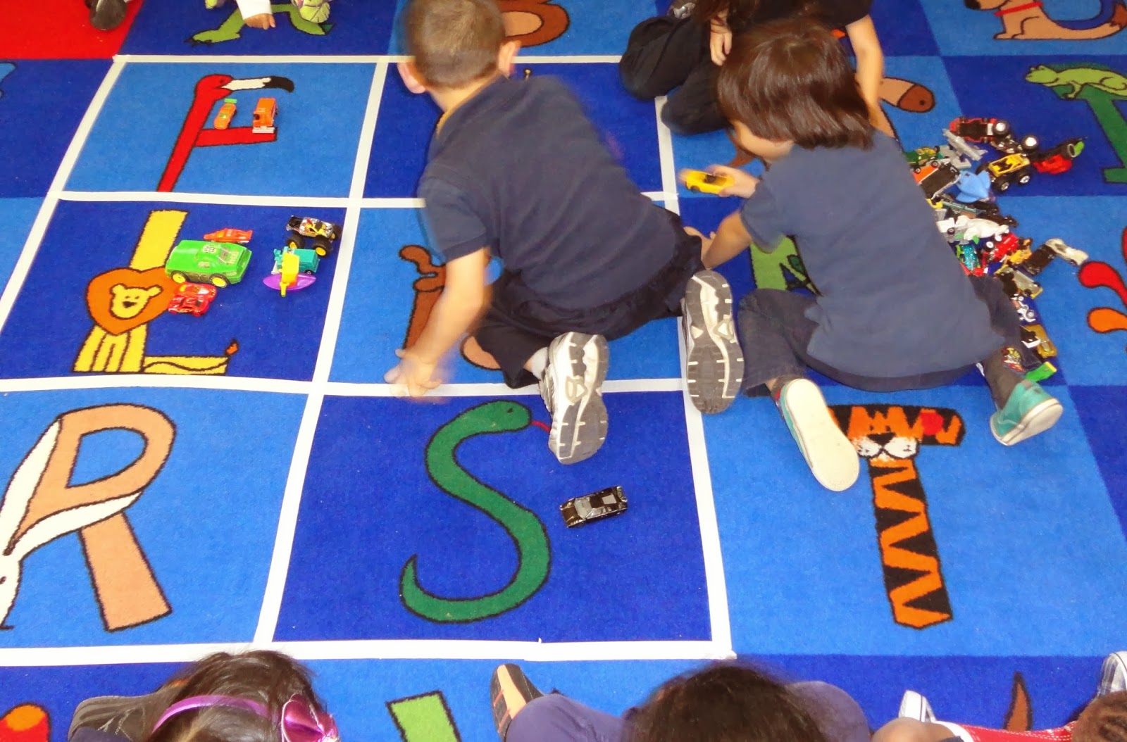 I LEARNED IT IN KINDERGARTEN!: Racing Cars