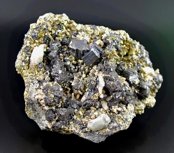 Torcida Trepça: Miniera e TREPÇËS