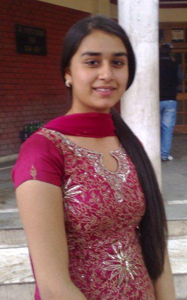 Amna Pakistani Girl Mobile Number Blogging Tips Social Media Tips