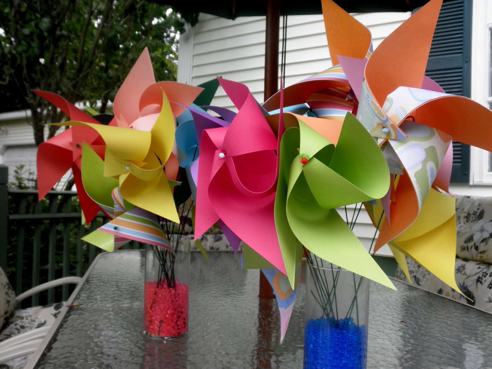 Deborah Jackson: Pinwheel Centerpieces