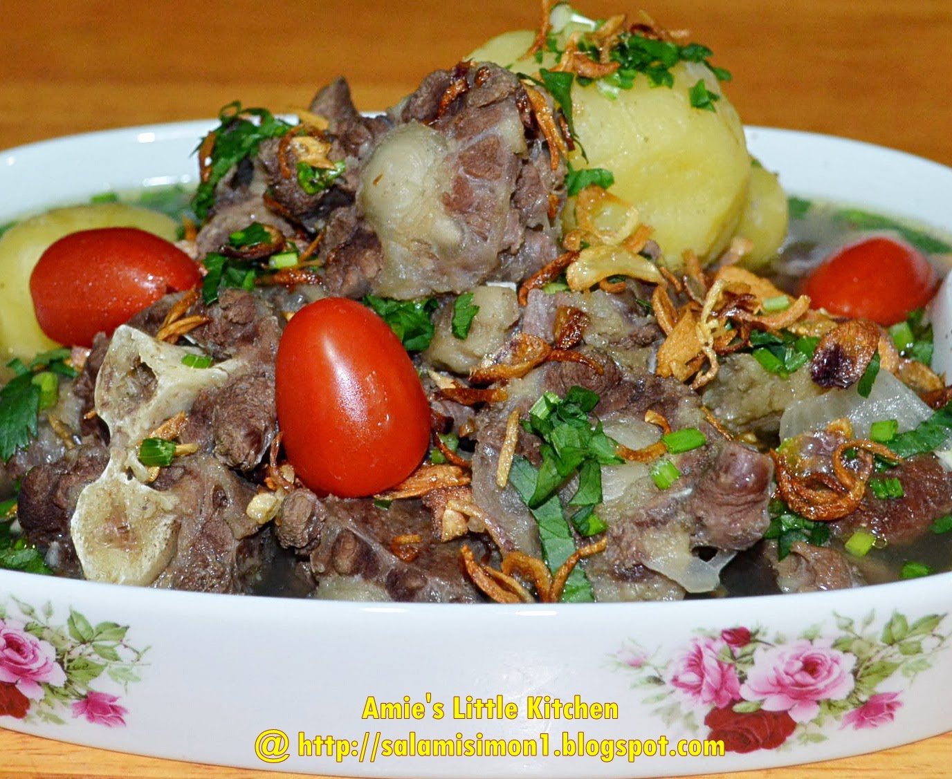 Sup Ekor Lembu Bukit Hijau - Amie's Little Kitchen