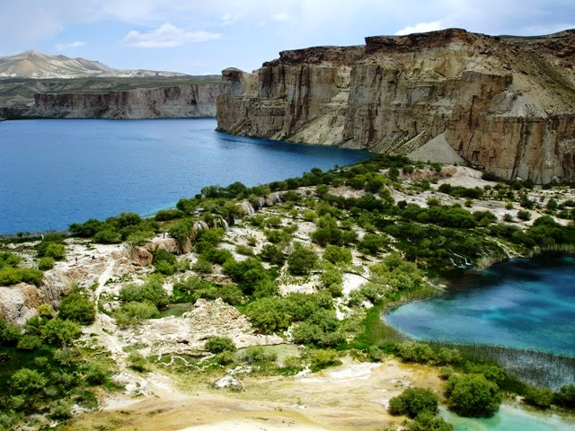 Masterpieces of Nature: Images of the eye-catching lakes amid the ...